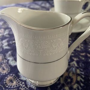 Salem China Company | Other | Salem China Co Translucent Fine China ...